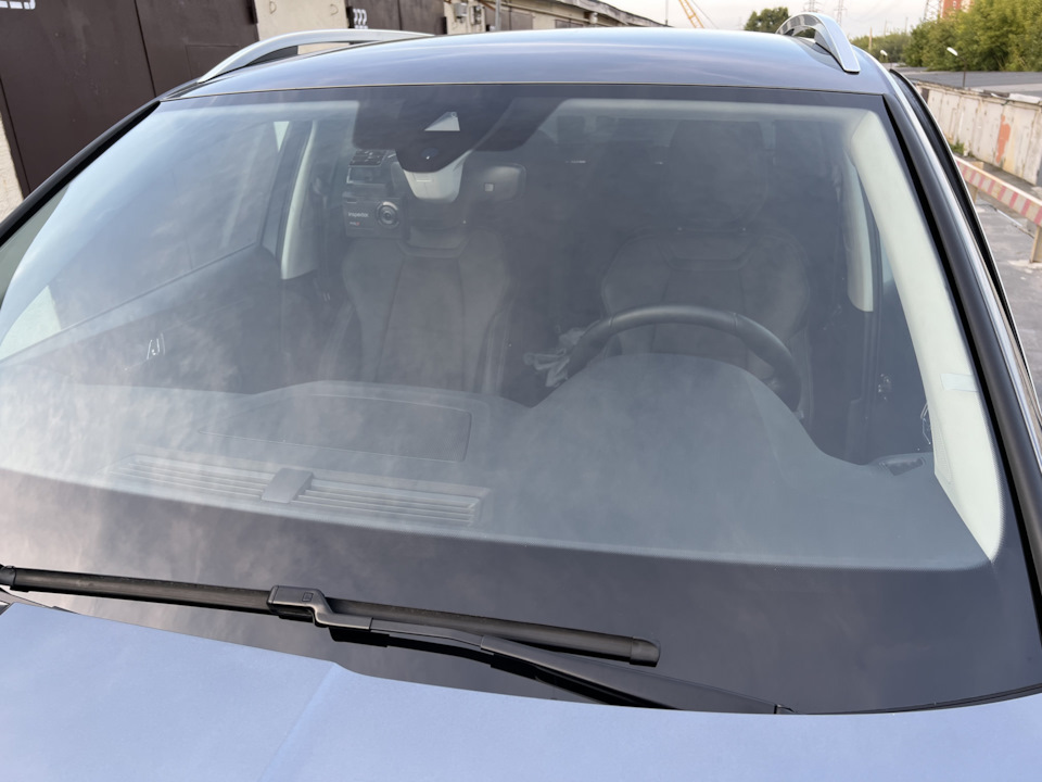 34. Замена лобового стекла — Skoda Karoq, 1,4 л, 2020 года | визит на ...