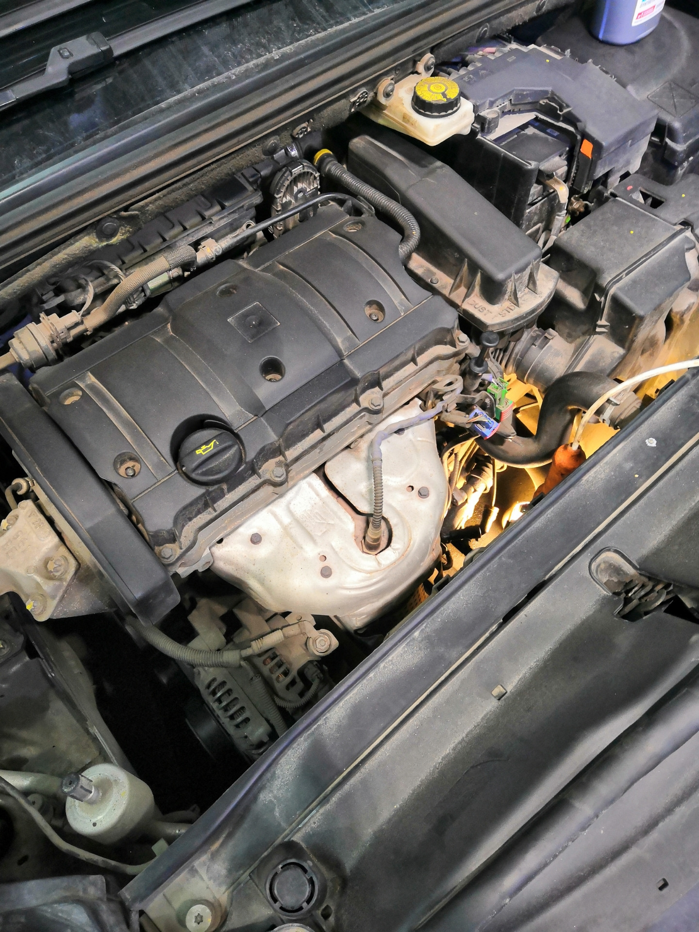 Замена рабочего цилиндра сцепления — Citroen C4 (2G), 1,6 л, 2011 года ...