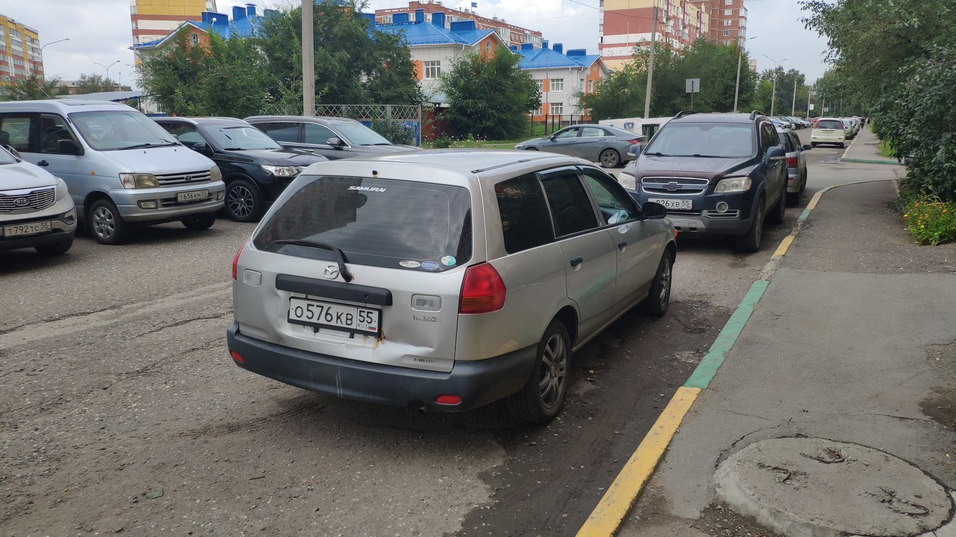 5-я дверь от Nissan Wingroad — Mazda Familia Van (Y11), 1,5 л, 2002 ...