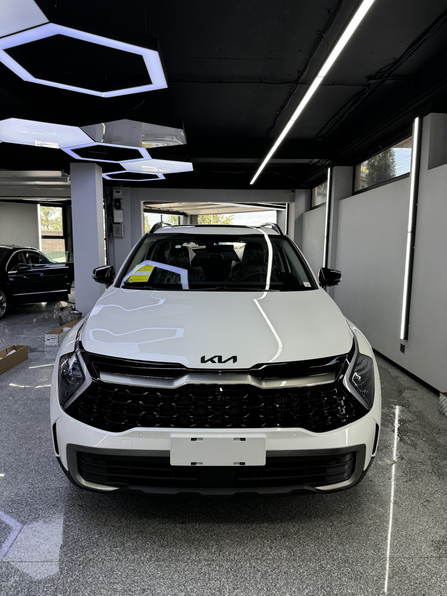 Антихром и бронь кузова — KIA Sportage (5G), 2 л, 2024 года | тюнинг | DRIVE2