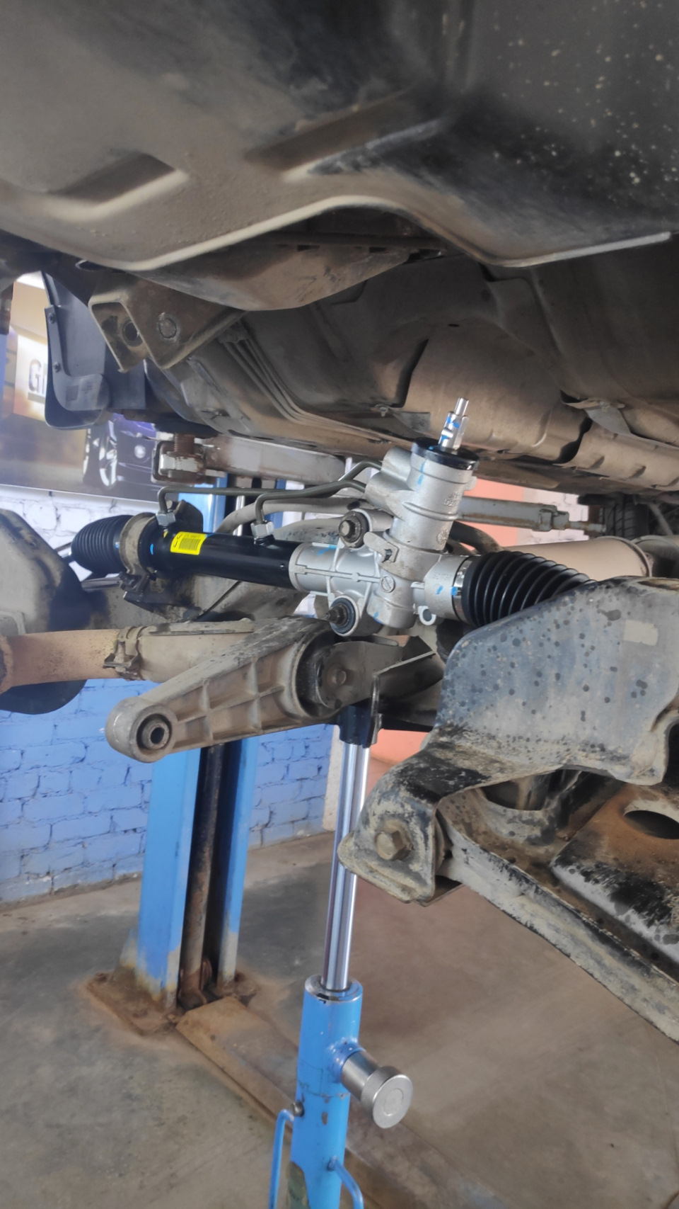 Замена рейки. — Chevrolet Lacetti 5D, 1,6 л, 2007 года | визит на ...