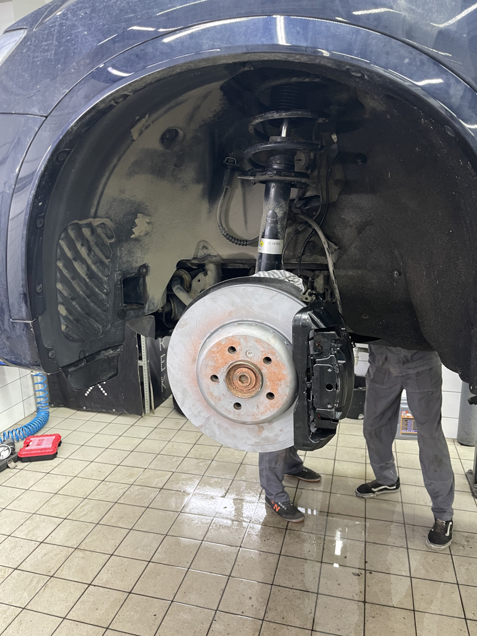 Тормоза от 530dx f10 на месте! — BMW X3 (F25), 2 л, 2015 года | тюнинг ...