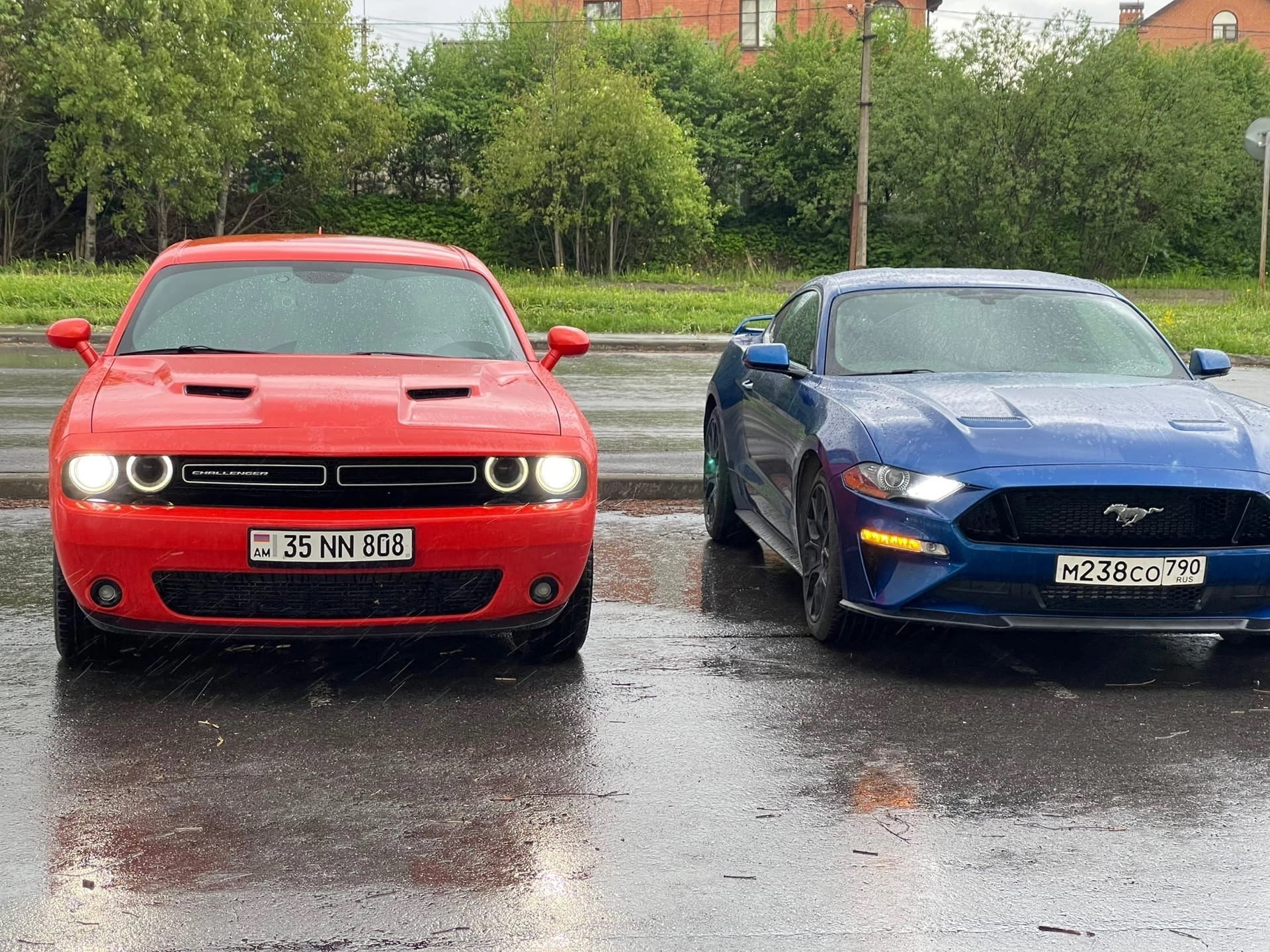 First car 🚗 meet Cherepovets — Dodge Challenger, 3,6 л, 2018 года | встреча | DRIVE2