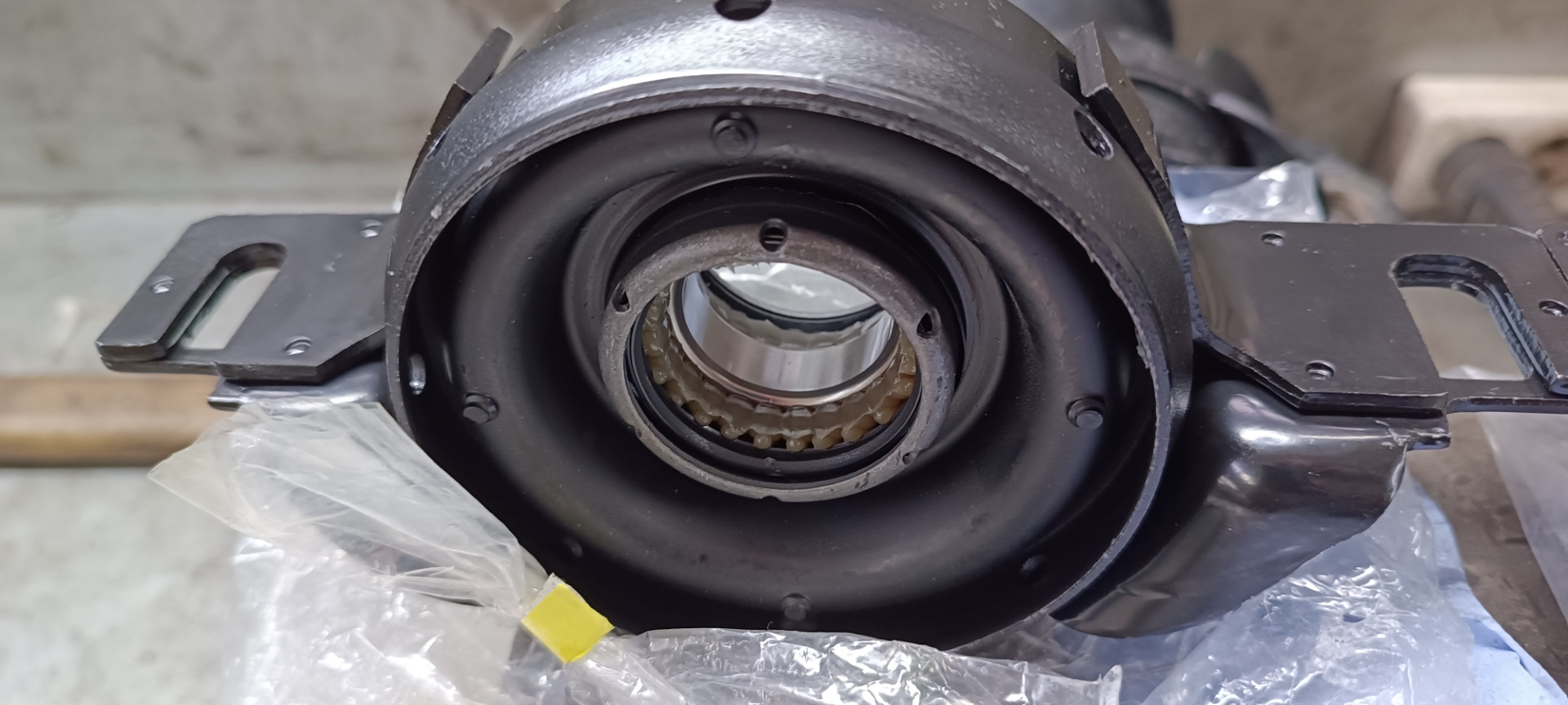 Замена подвесных подшипников и обслуживание карданного вала — Toyota ...