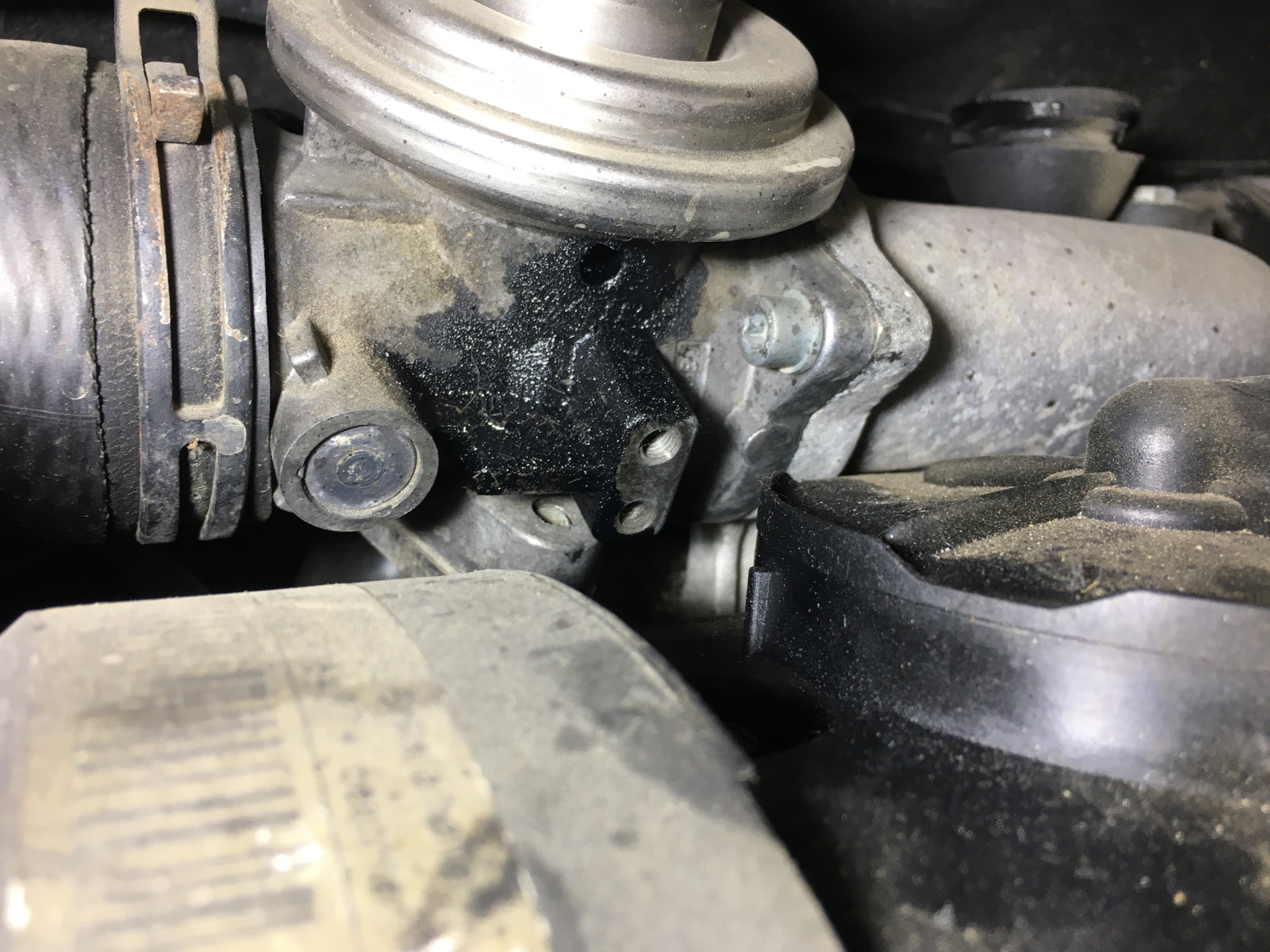 Замена дроссельной заслонки — клапана ЕГР (EGR) на Wahler 7283D — Skoda ...