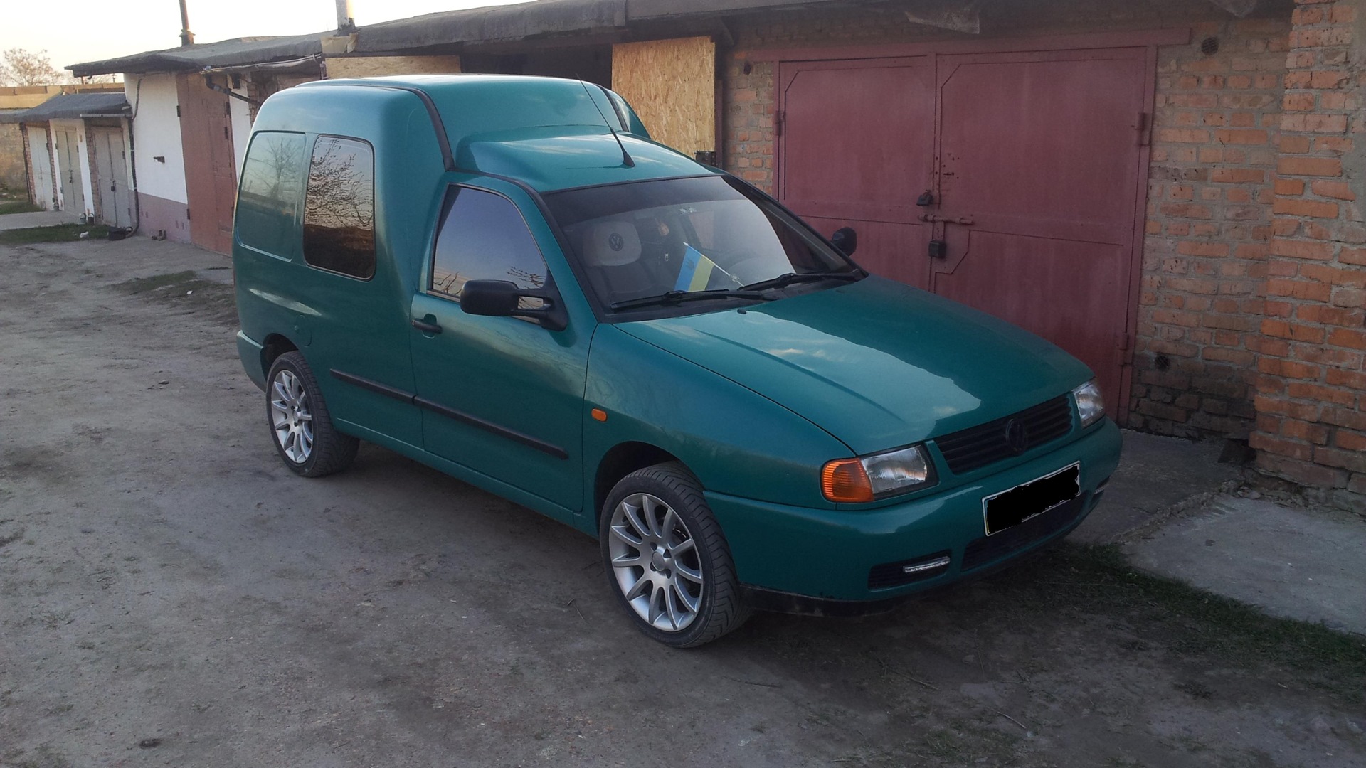 Volkswagen Caddy (2G) 1.9 дизельный 1998 | на DRIVE2