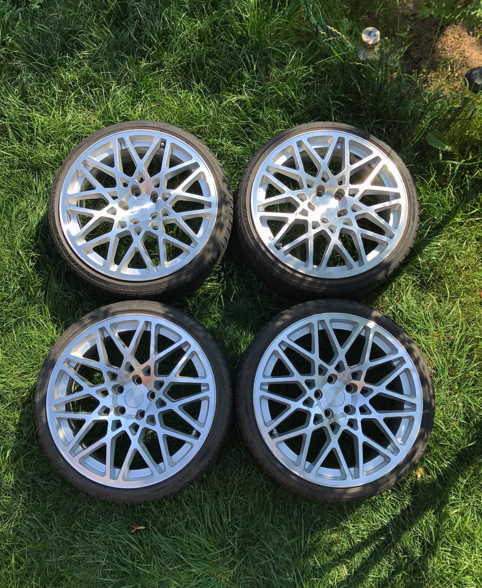 Покупка Rotiform BLQ 19” на резине Triangle 215/35 R19 — Volkswagen ...