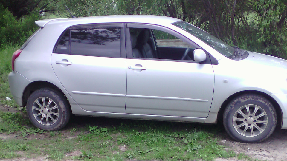 Toyota Corolla RunX 1.5 бензиновый 2003 | на DRIVE2