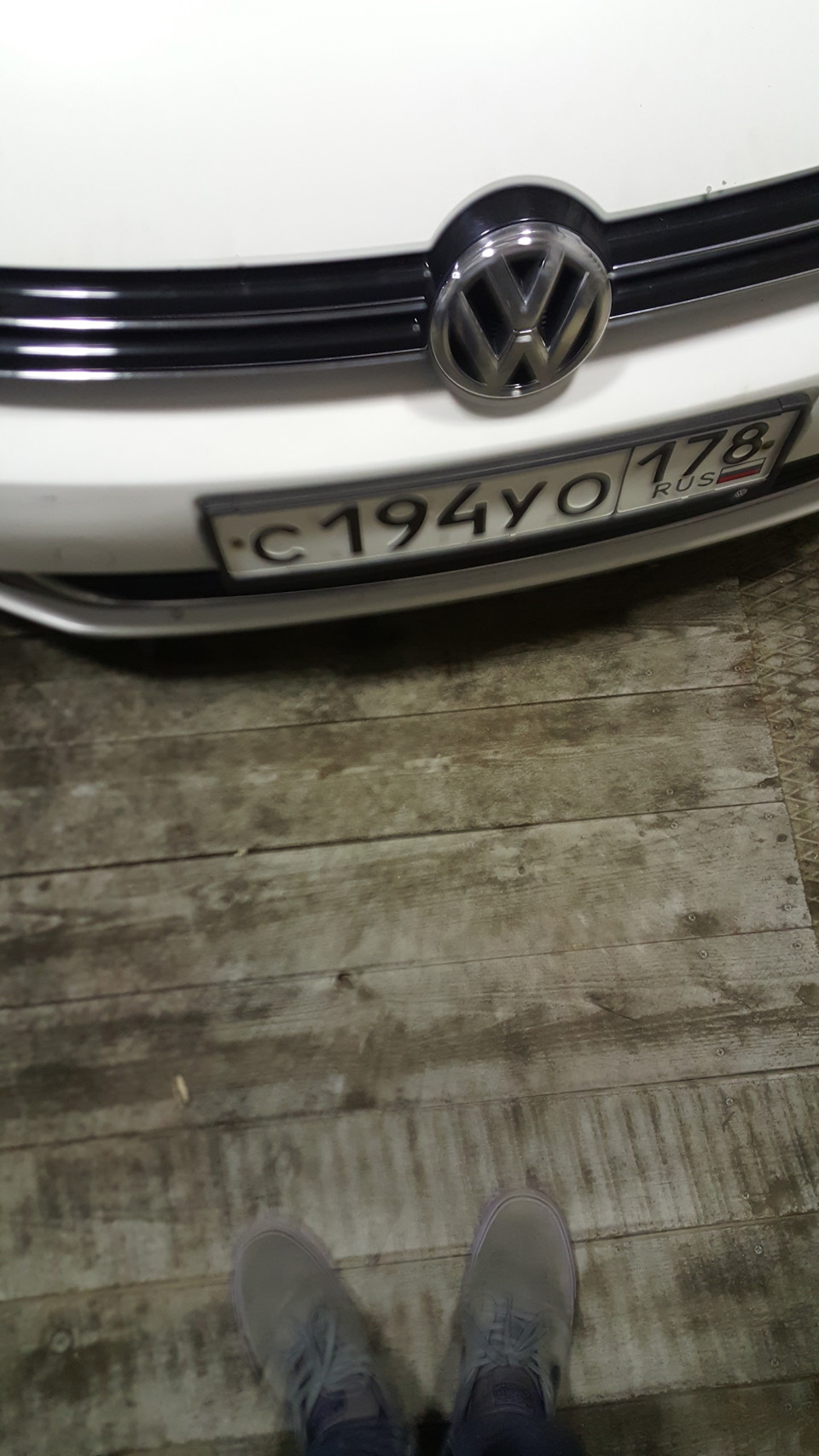 Замена вакуумного усилителя тормозов — Volkswagen Golf Mk6, 1,4 л, 2010 ...