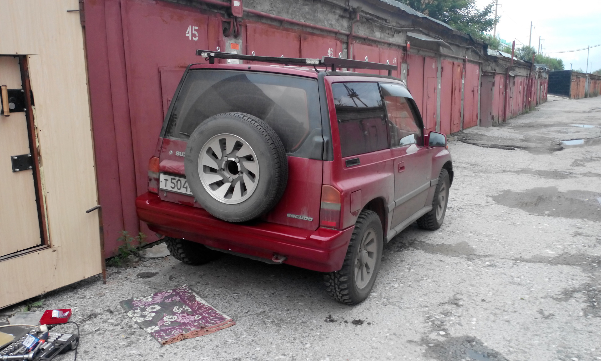Покрасил бампер из баллона — Suzuki Escudo (1G), 1,6 л, 1993 года ...