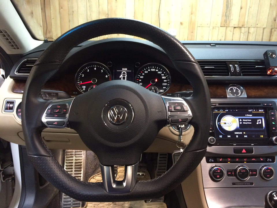 Квадратный руль мне в руки. — Volkswagen Passat CC, 1,8 л, 2012 года ...