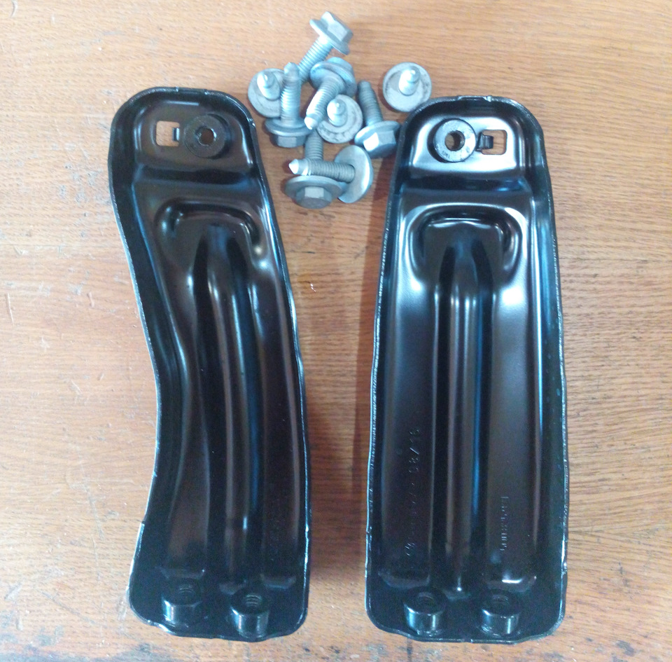 Оригинальная защита + чехол АКБ — Skoda Octavia A7 Mk3, 1,4 л, 2013 ...