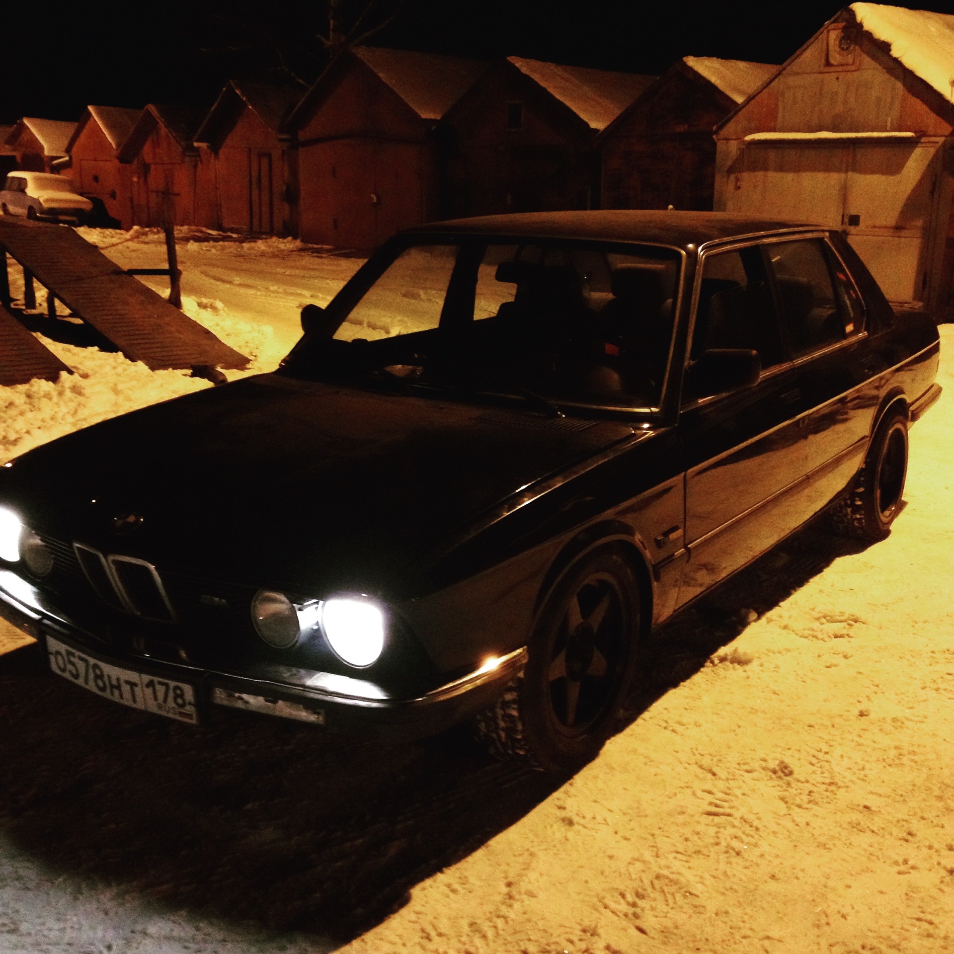 след. шаг — BMW 5 series (E28), 3,5 л, 1982 года | просто так | DRIVE2