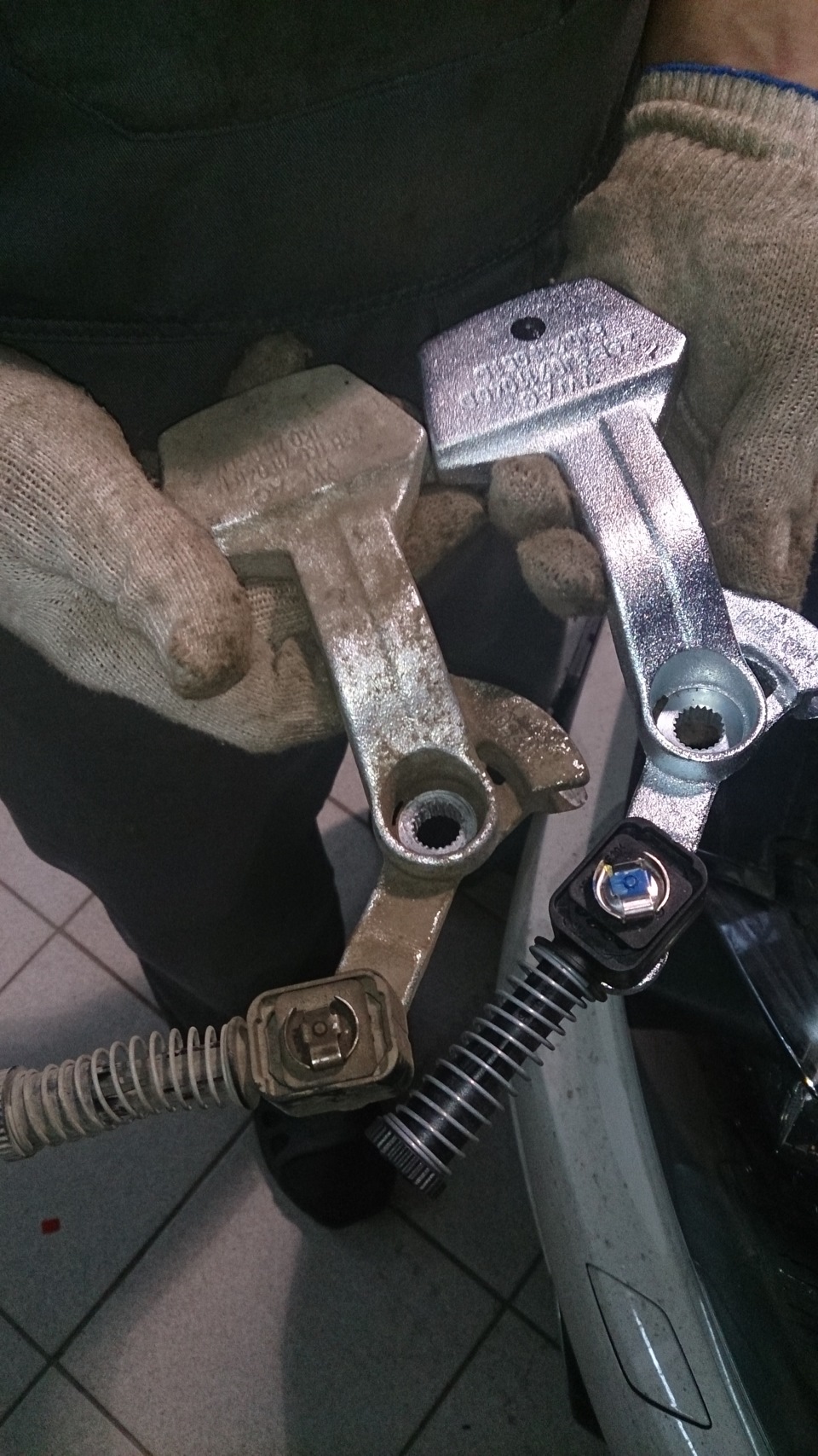 Короткоходная кулиса от Audi TT — Volkswagen Golf Mk6, 1,4 л, 2012 года ...