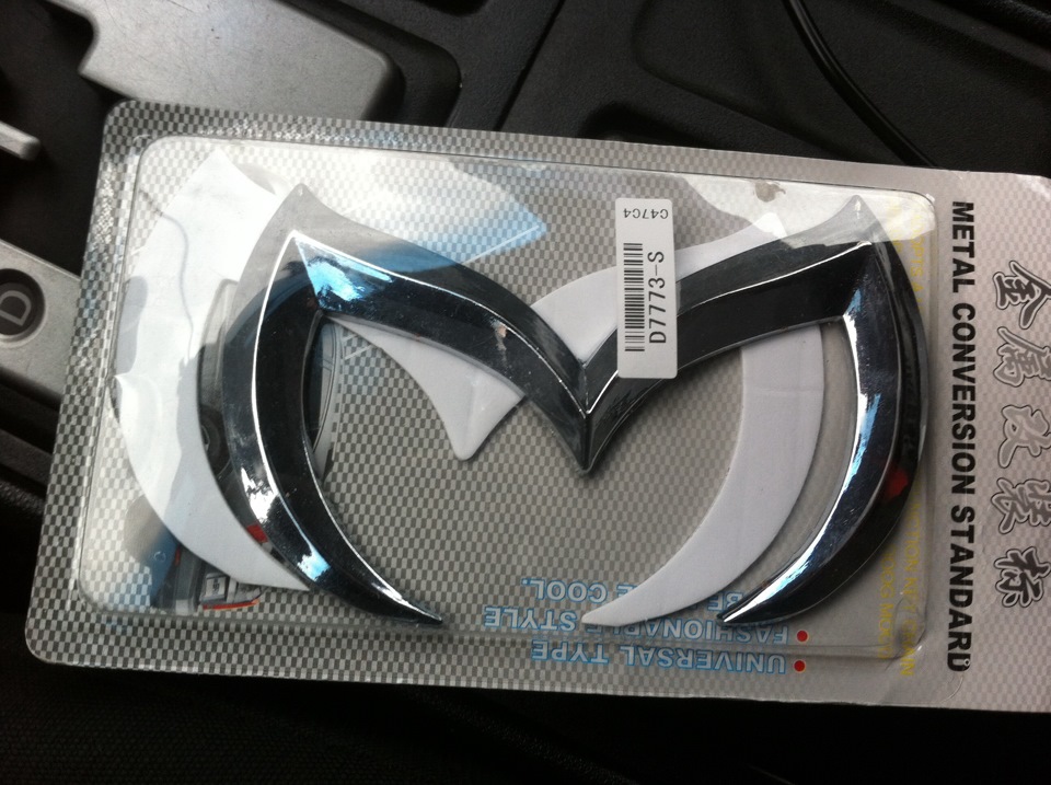 Знак — Бэтмэн мазда — Mazda 3 (1G) BK, 1,6 л, 2005 года | аксессуары ...