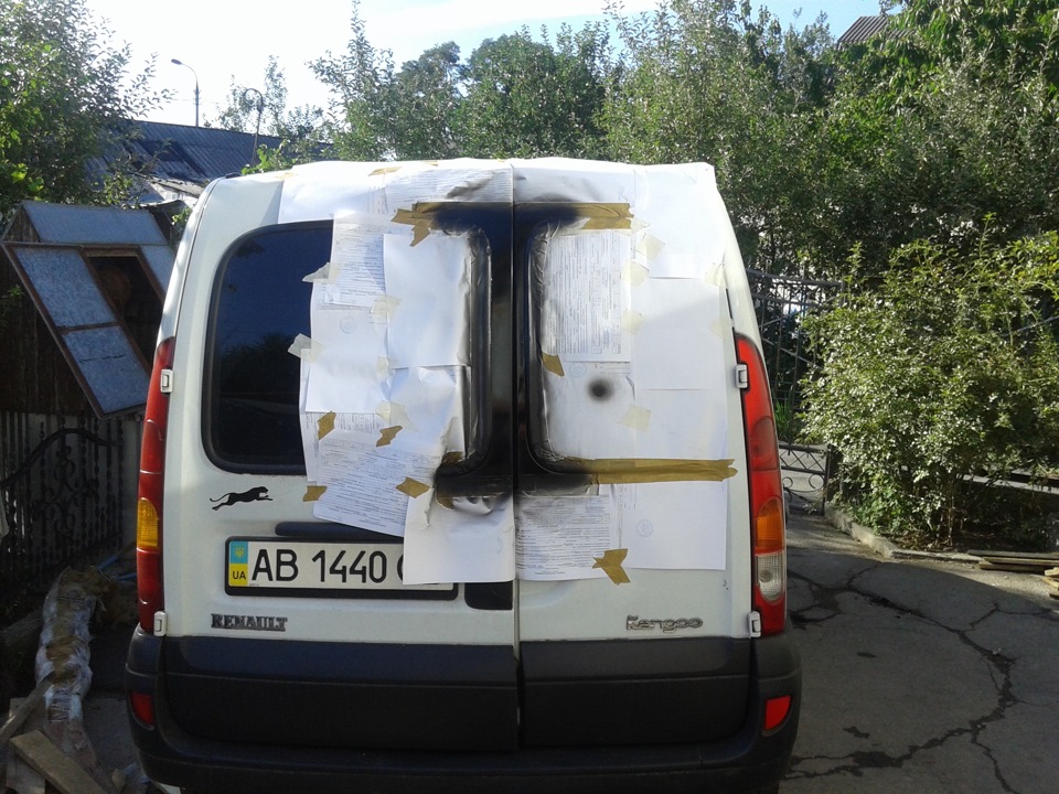 Задние двери. — Renault Kangoo (1G), 1,5 л, 2005 года | стайлинг | DRIVE2