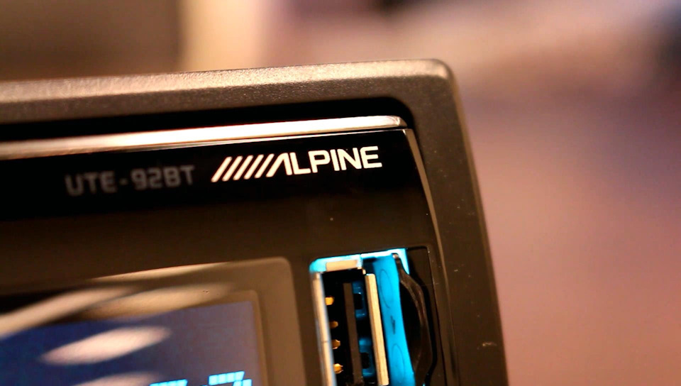 Медиа-ресивер Alpine UTE-92BT — FIAT Albea, 1,4 л, 2011 года | автозвук ...