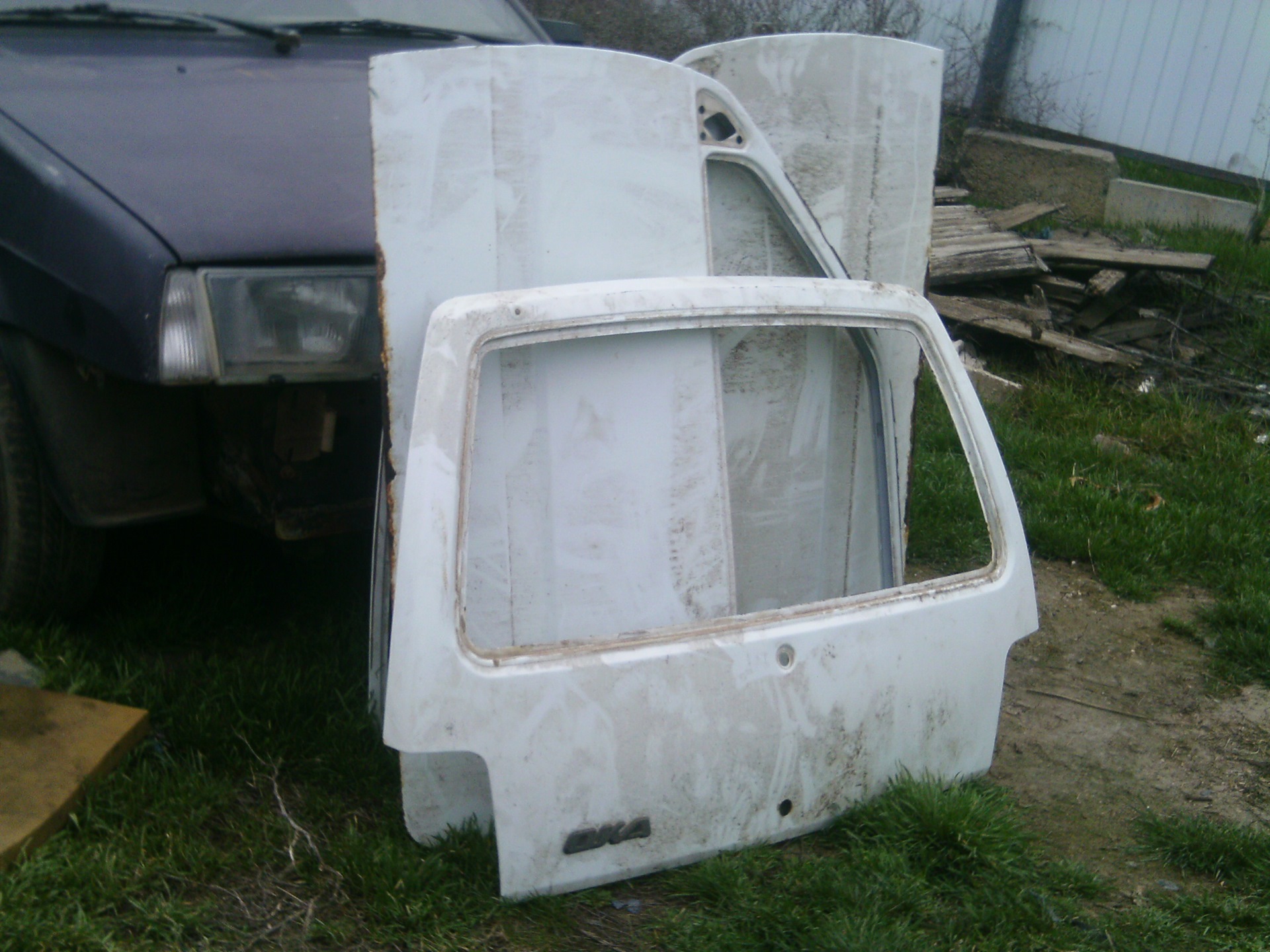 Дверки — Lada 11113 Ока, 0,7 л, 1997 года | запчасти | DRIVE2