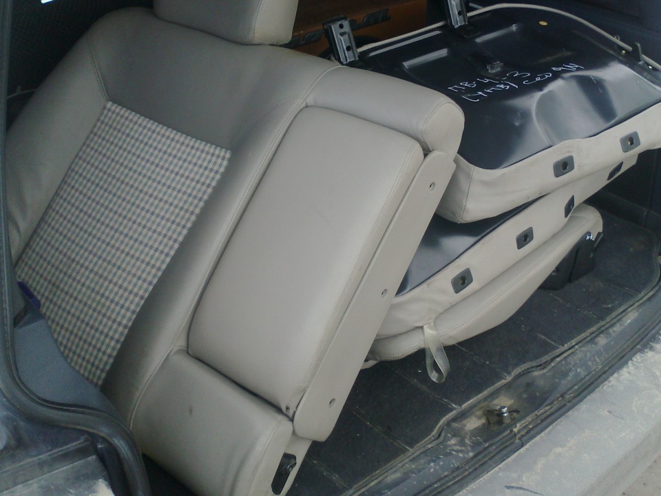 кожаный салон мечты сбываются — Volkswagen Passat Variant B4 1 8 л