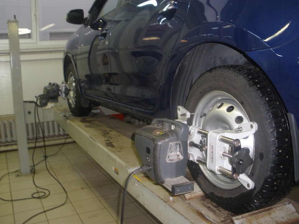 Замена переднего рычага — Renault Logan (2G), 1,6 л, 2014 года ...