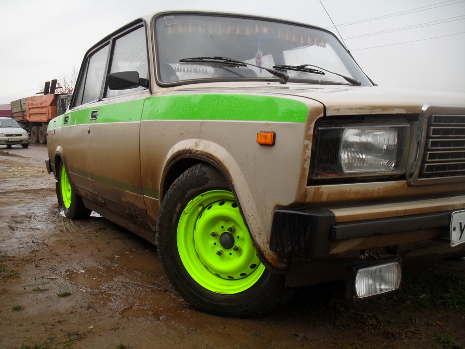 зеленые диски — Lada 21057, 1,5 л, 1995 года | тюнинг | DRIVE2