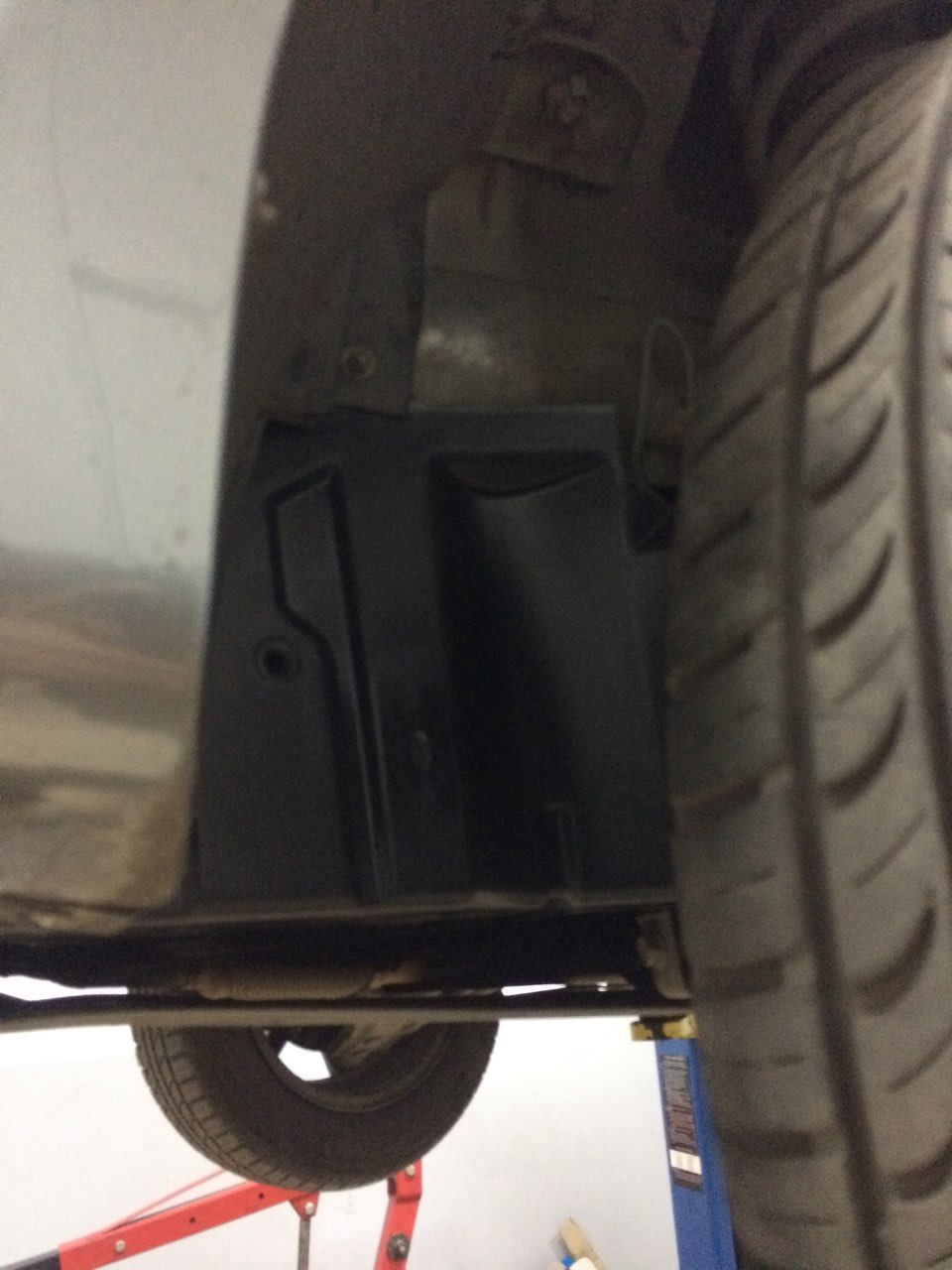 Водоотражатель левый от Лачетти — Chevrolet Aveo Sedan (1G), 1,5 л ...