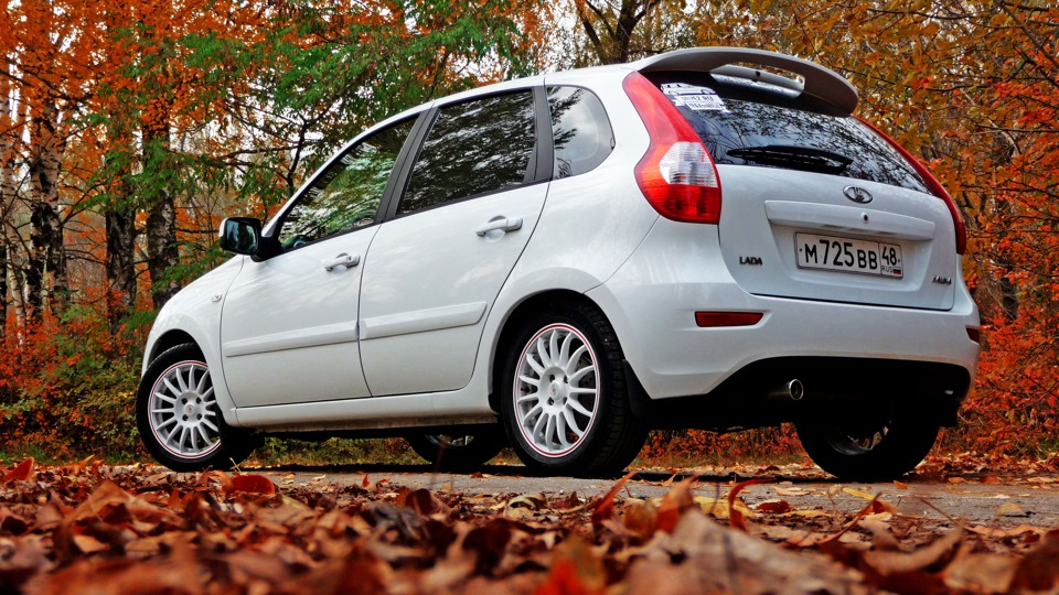 Урвал остатки осени! — Lada Калина Хэтчбек (2G), 1,6 л, 2014 года | фотография | DRIVE2