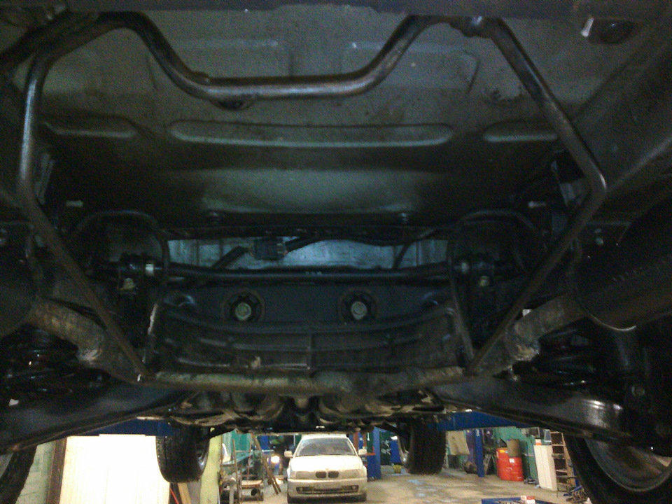 Замена задних втулок и стоек стабилизатора — Chevrolet Captiva (1G), 2 ...