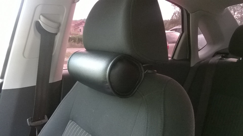 Подушки на подголовники — Volkswagen Polo Sedan, 1,6 л, 2010 года ...