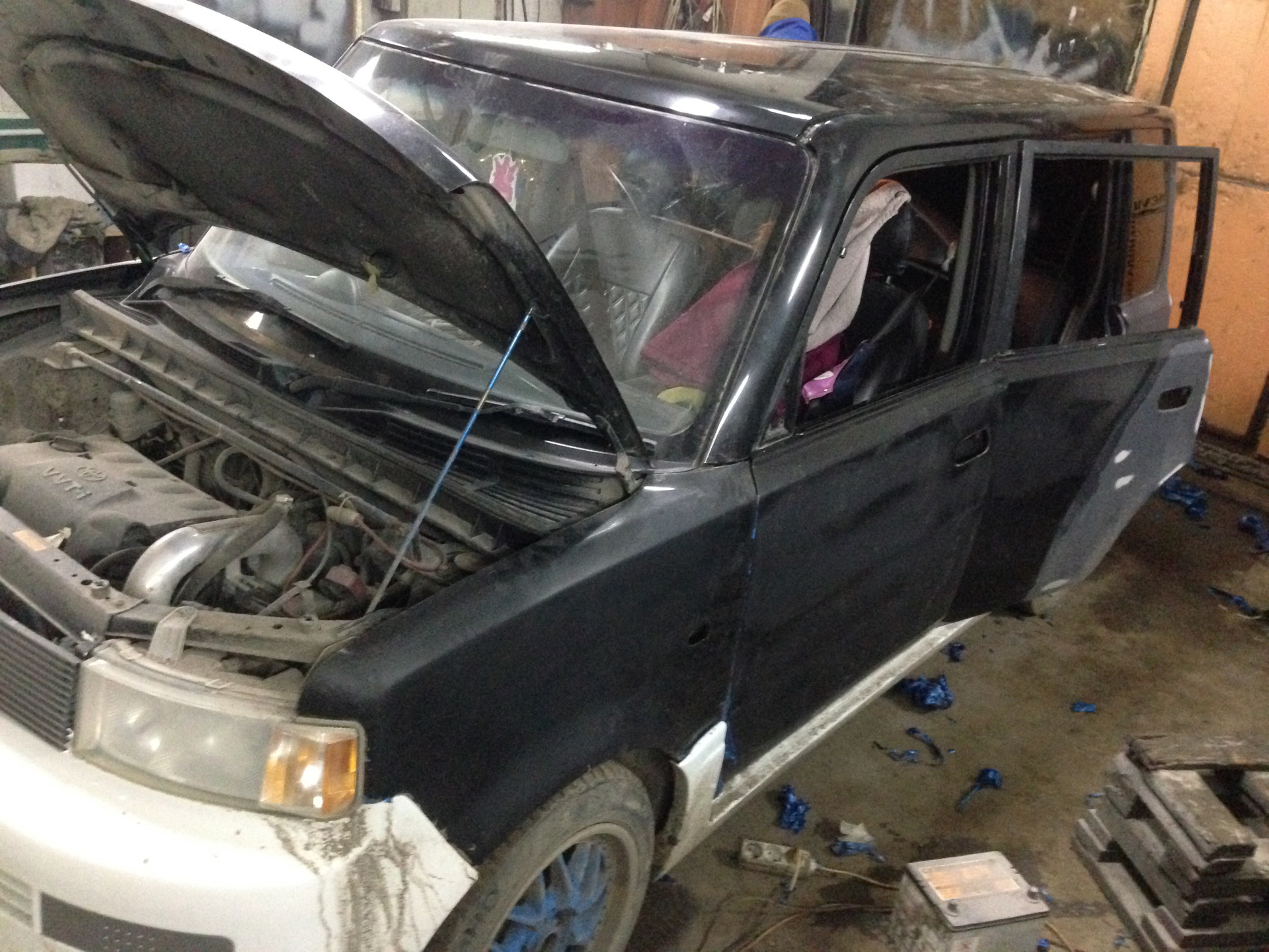 Вот и заехали в гараж наконец! — Toyota bB (NCP30), 1,5 л, 2003 года ...