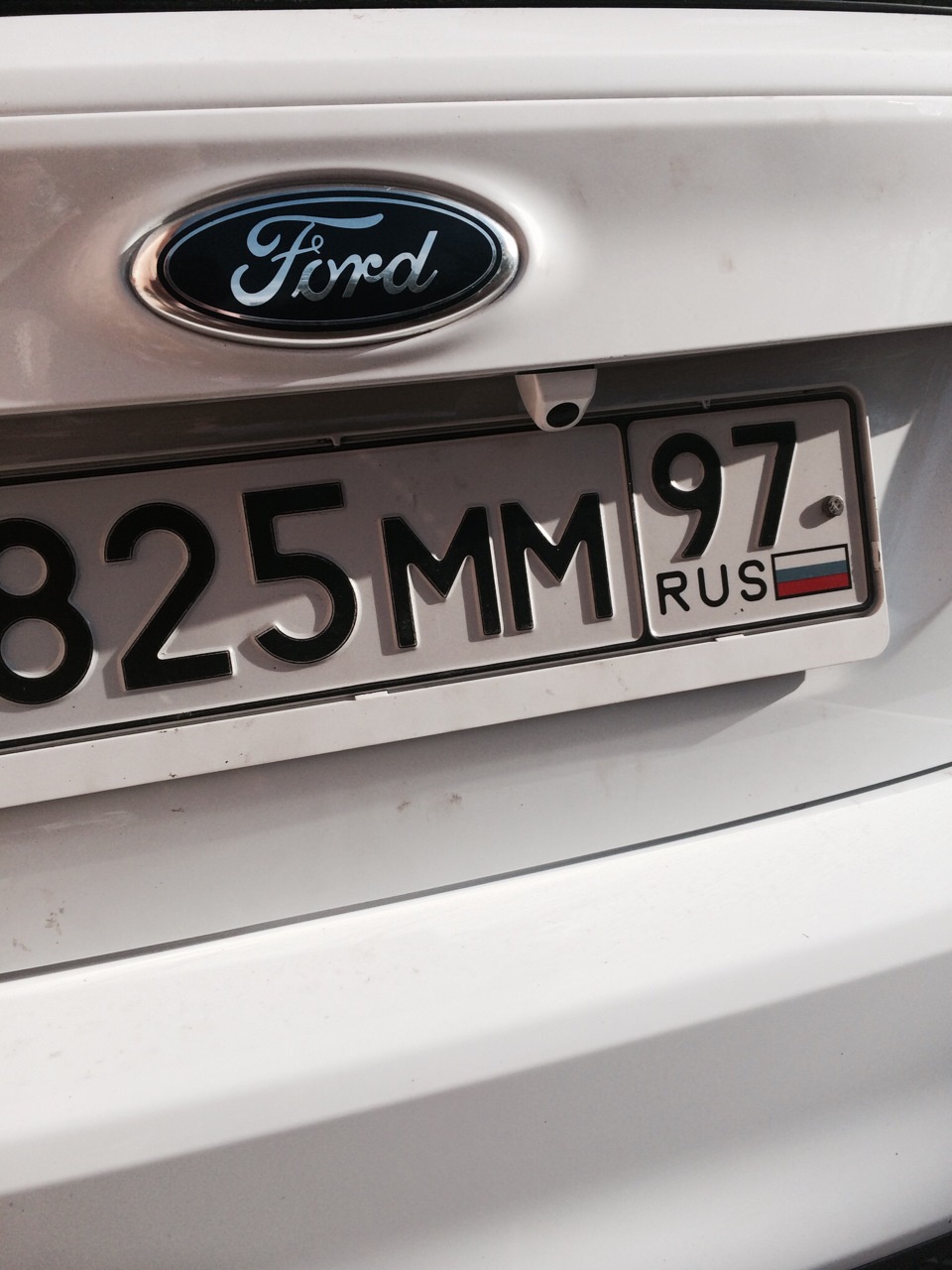 Камера заднего вида — Ford Focus Hatchback III, 1,6 л, 2012 года ...