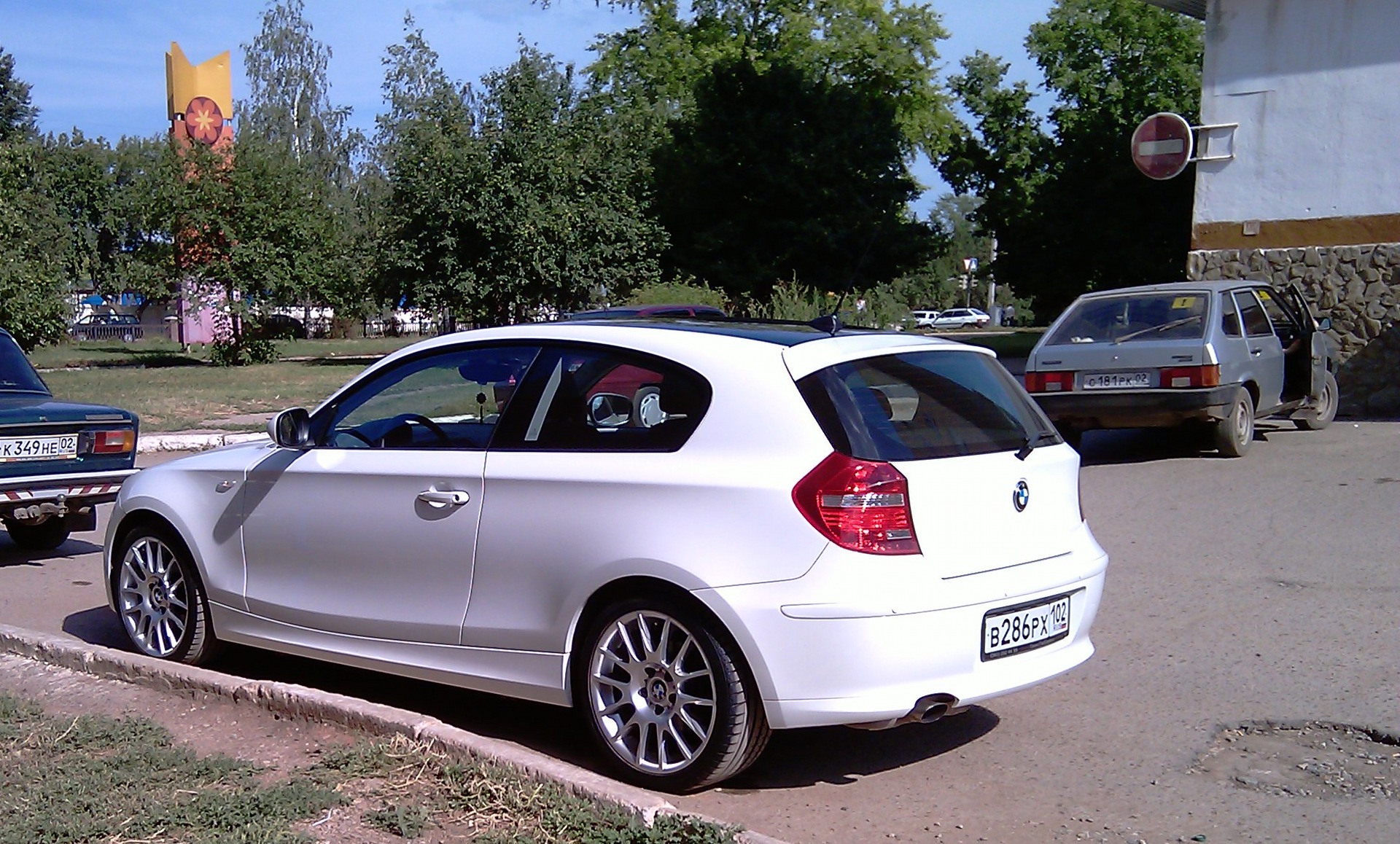 прикрутил BBS bmw styling 216 "Motorsports" R18 — BMW 1 series (E81/E87), 1,6 л, 2010 года ...