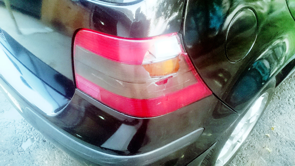 !Куплю задний правый фонарь HELLA! — Куплен. — Volkswagen Golf Mk4, 1,6 ...