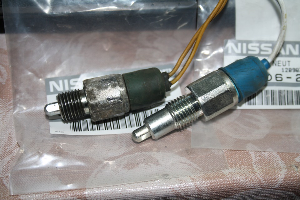 Концевик нейтрали — Nissan Skyline (R33), 2,5 л, 1995 года | просто так ...