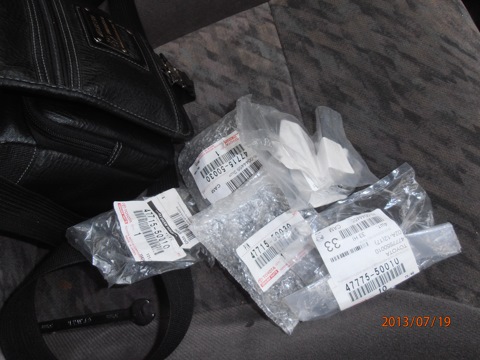 4777550010 ПЫЛЬНИК ВТУЛКИ НАПРАВЛЯЮЩЕЙ СУППОРТА ТОРМОЗНОГО ПЕРЕДНЕГО ...