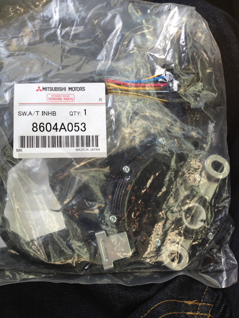 8604A053 ПЕРЕКЛЮЧАТЕЛЬ ПОЛОЖЕНИЯ РЫЧАГА АКПП Mitsubishi | Запчасти на ...