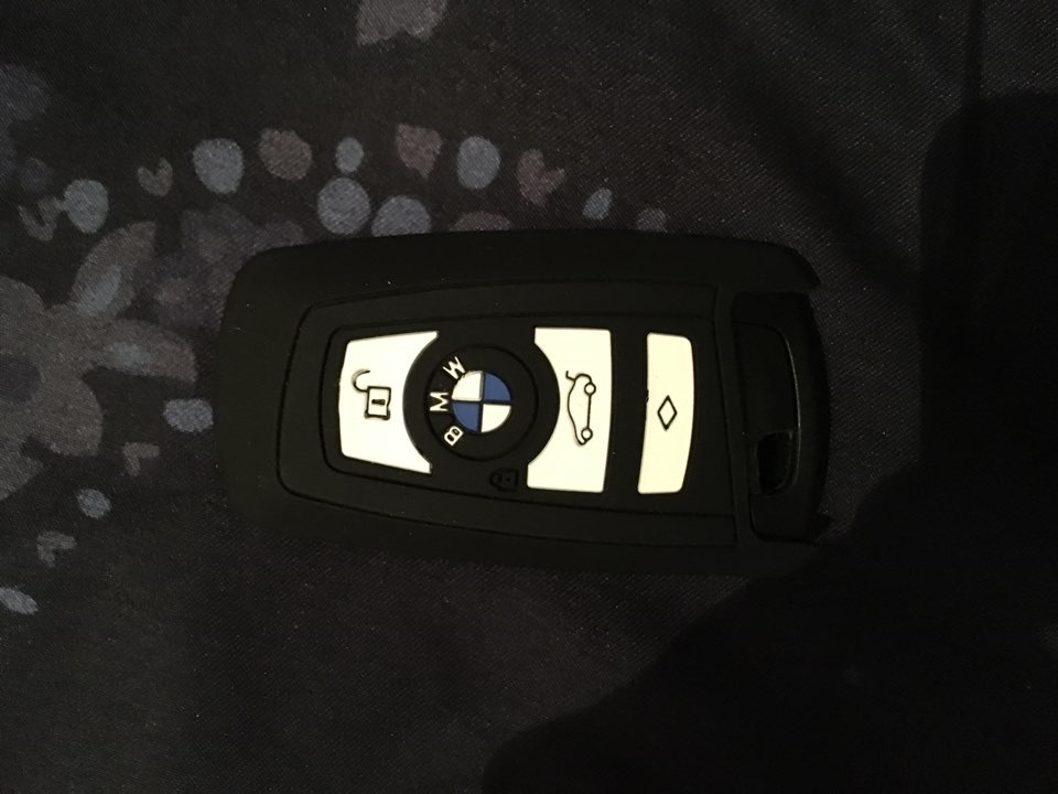 Key silicon cover — BMW 5 series (F10), 2,5 л, 2016 года | аксессуары ...