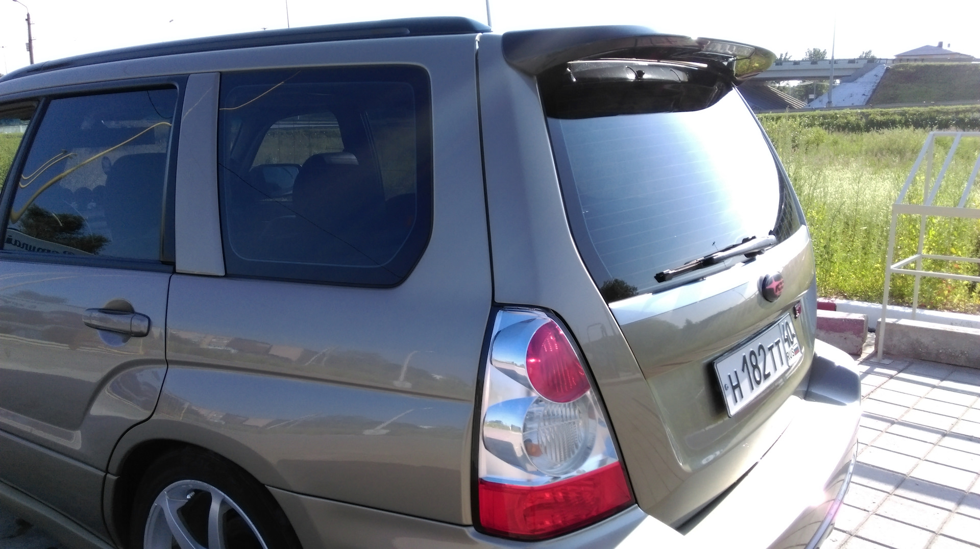 Приятные мелочи — Subaru Forester (SG), 2,5 л, 2007 года | аксессуары | DRIVE2