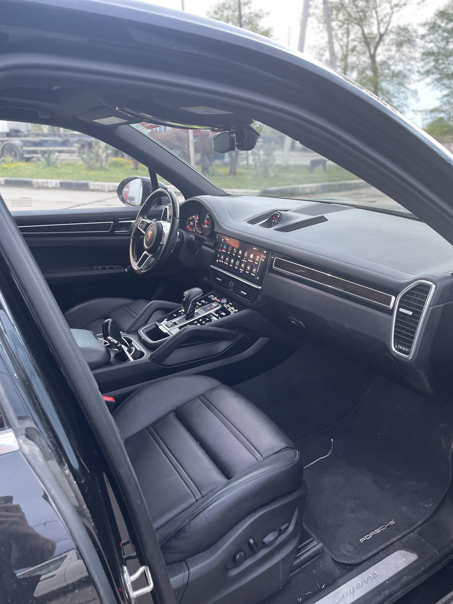 Этап 2: Прибыл на базу — Porsche Cayenne (3G), 3 л, 2023 года | покупка машины | DRIVE2