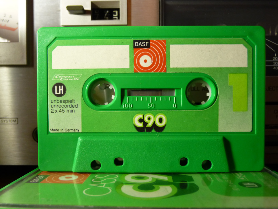 Грузовиков нет! Есть BASF! — Сообщество «Клуб Почитателей Кассетных Магнитофонов» на DRIVE2