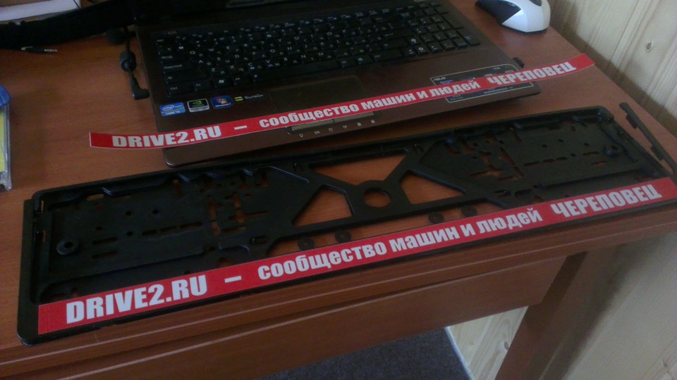 drive2.ru наклейки на рамку номеров. — Audi A4 (B5), 1,8 л, 2000 года ...