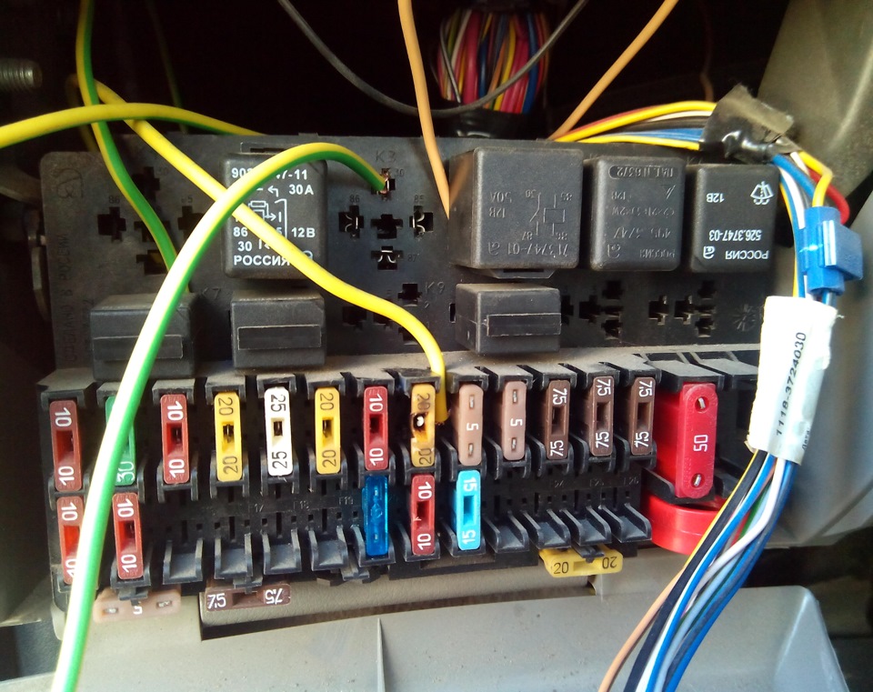 Дневные ходовые огни (дальний свет в пол накала) — Lada Калина седан, 1 ...