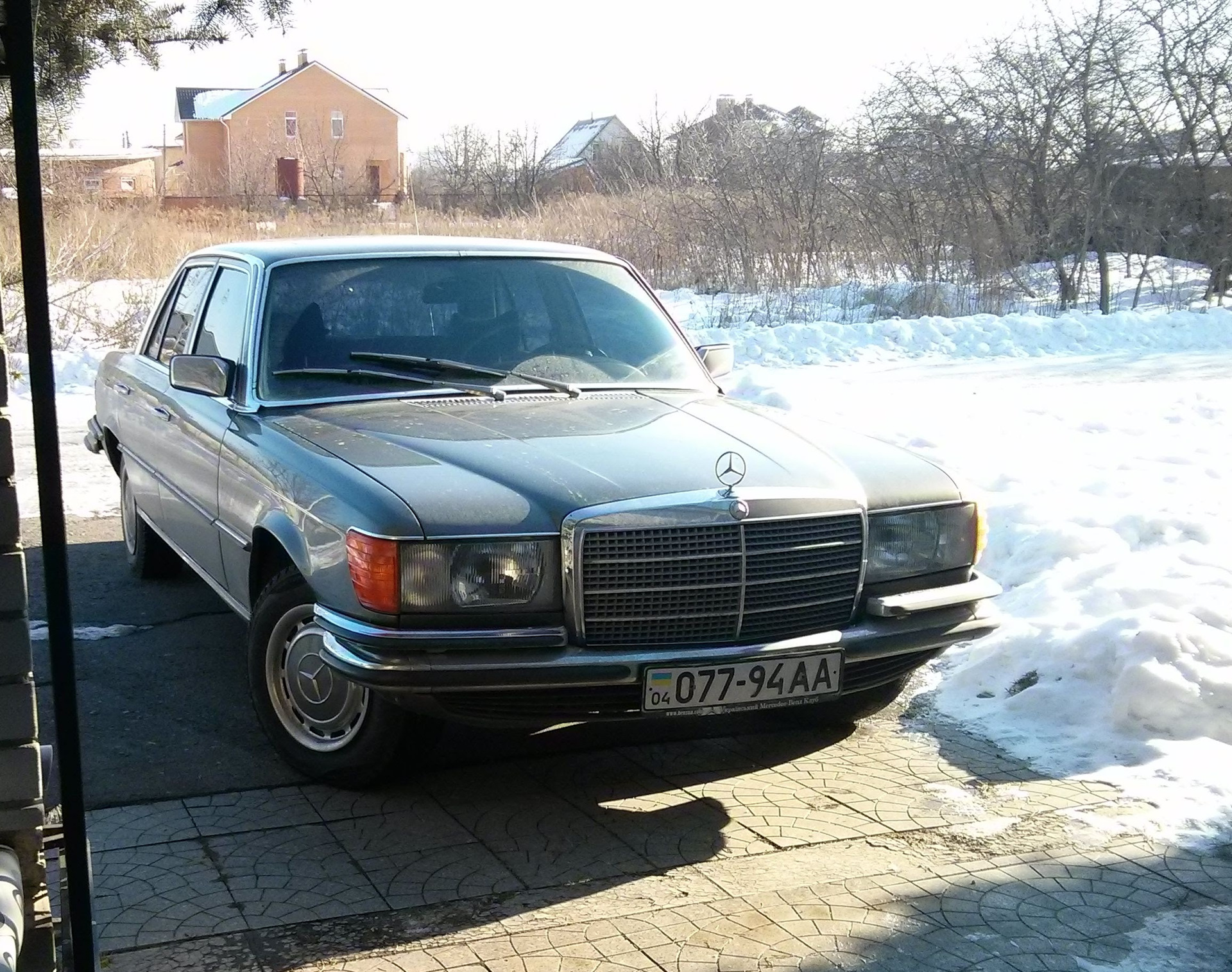 Утро минус 20 — Mercedes-Benz S-Class (W116), 2,8 л, 1974 года | просто ...