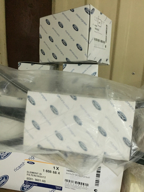 1698684 Фильтр воздушный / Mondeo-IV, S-Max, Galaxy 1.6/2,0 Zetec ...