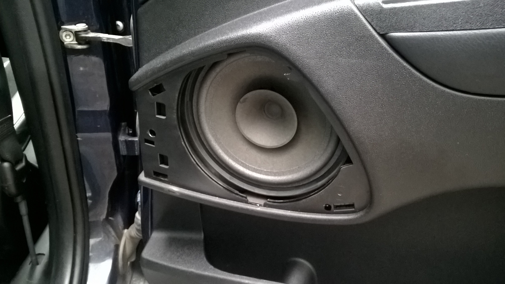 Polk Audio db651 в задних дверях заместо бумаги. — Lancia Delta III, 1,4 л, 2008 года | автозвук ...