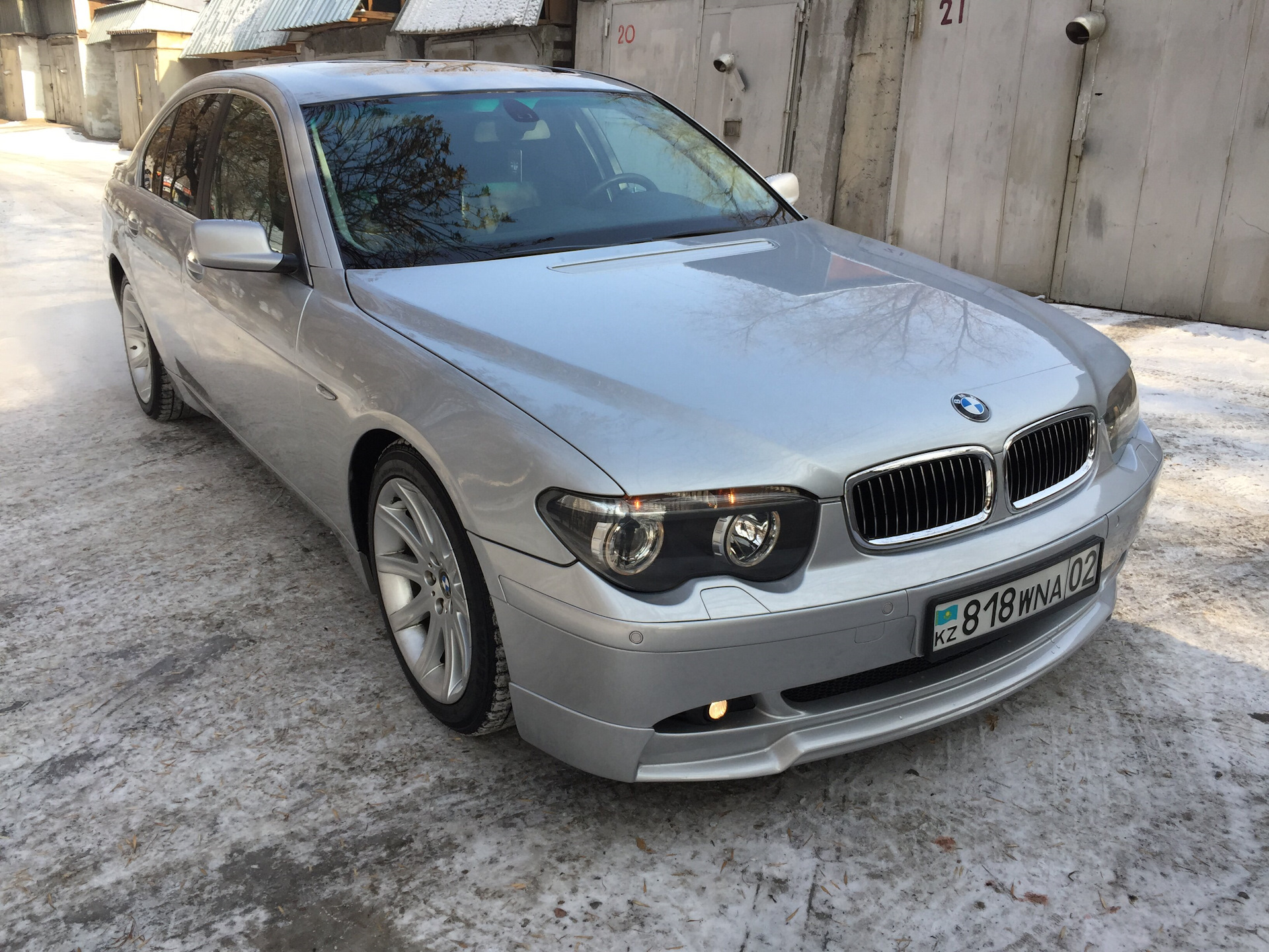 Фары спустя полгода. — BMW 7 series (E65/E66), 3,6 л, 2003 года | наблюдение | DRIVE2