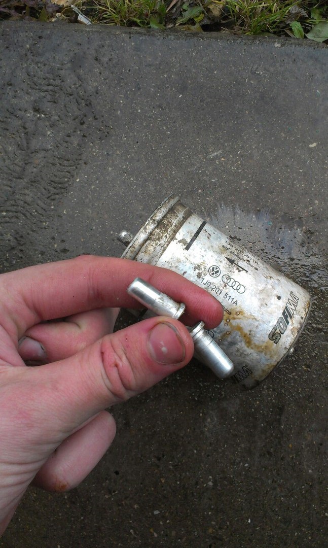 Топливный фильтр заставил понервничать… — Skoda Octavia A4 Mk1 1 4 л 2005 года своими руками