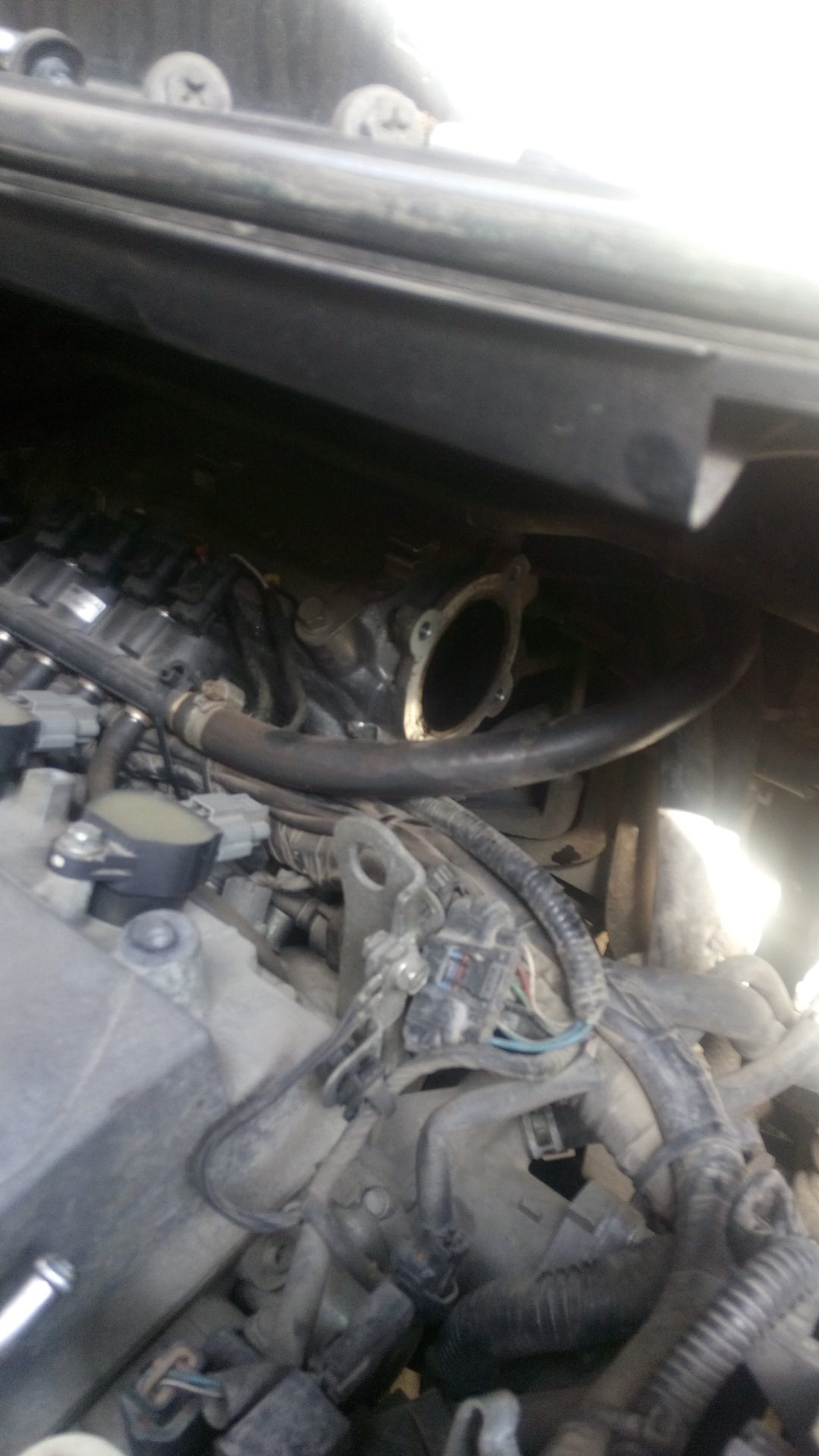 Чистка дроссельной заслонки.Совсем не сложно — Mitsubishi Grandis, 2,4 ...