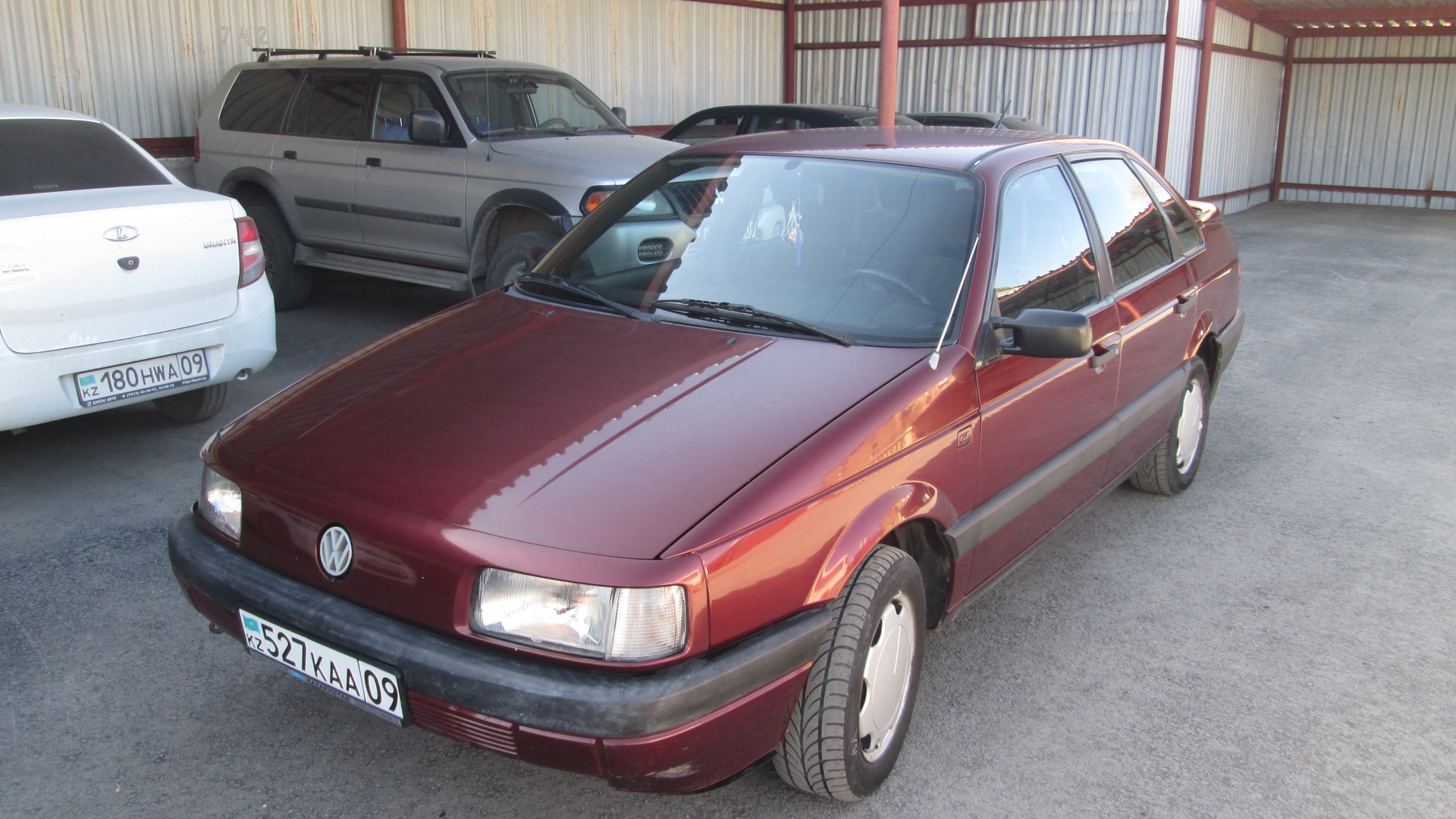 Volkswagen Passat B3 2.0 бензиновый 1991 | ⓥⓦ 2E Perfect 2 35i на DRIVE2