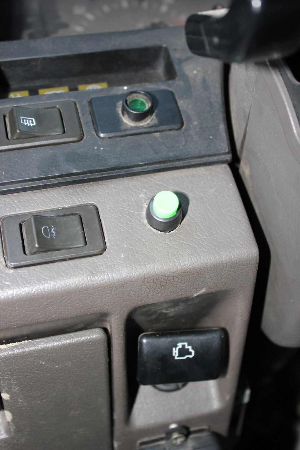 Накал свечей. — Nissan Terrano I, 2,7 л, 1991 года | визит на сервис ...